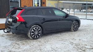 Melns Volvo V60 2018 Rīga, ar dzinēja tilpumu 2.00 L un nobraukumu 201 tūkst. km par 10900 €, foto 21 vietnē AUTOMOTO.COM.LV