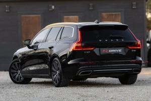 Melns Volvo V60 2018 Jelgava, ar dzinēja tilpumu 2.00 L un nobraukumu 167 tūkst. km par 17000 €, foto 7 vietnē AUTOMOTO.COM.LV
