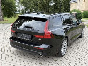 Melns Volvo V60 2018 Kauņa, ar dzinēja tilpumu 1.97 L un nobraukumu 216 tūkst. km par 14350 €, foto 10 vietnē AUTOMOTO.COM.LV