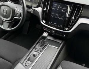 Melns Volvo V60 2018 Kauņa, ar dzinēja tilpumu 1.97 L un nobraukumu 216 tūkst. km par 14350 €, foto 16 vietnē AUTOMOTO.COM.LV