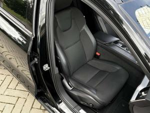 Melns Volvo V60 2018 Kauņa, ar dzinēja tilpumu 1.97 L un nobraukumu 216 tūkst. km par 14350 €, foto 19 vietnē AUTOMOTO.COM.LV