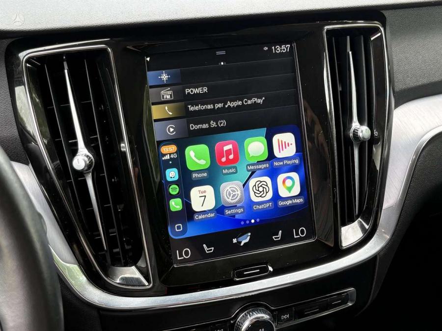 Melns Volvo V60 2018 Kauņa, ar dzinēja tilpumu 1.97 L un nobraukumu 216 tūkst. km par 14350 €, foto 29 vietnē AUTOMOTO.COM.LV