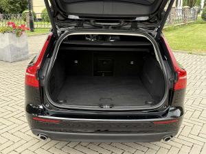 Melns Volvo V60 2018 Kauņa, ar dzinēja tilpumu 1.97 L un nobraukumu 216 tūkst. km par 14350 €, foto 43 vietnē AUTOMOTO.COM.LV