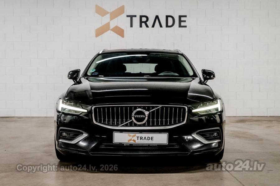 Melns Volvo V60 2018 Pērnava, ar dzinēja tilpumu 2.00 L un nobraukumu 194 tūkst. km par 17990 €, foto 4 vietnē AUTOMOTO.COM.LV