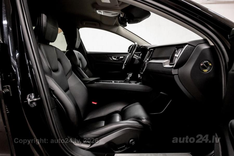 Melns Volvo V60 2018 Pērnava, ar dzinēja tilpumu 2.00 L un nobraukumu 194 tūkst. km par 17990 €, foto 16 vietnē AUTOMOTO.COM.LV
