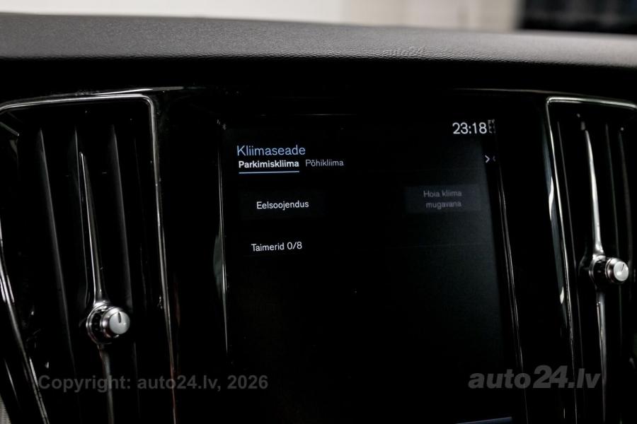 Melns Volvo V60 2018 Pērnava, ar dzinēja tilpumu 2.00 L un nobraukumu 194 tūkst. km par 17990 €, foto 22 vietnē AUTOMOTO.COM.LV