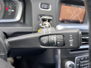 Melns Volvo V60 2018 Limbaži, ar dzinēja tilpumu 2.00 L un nobraukumu 169 tūkst. km par 9750 €, foto 19 vietnē AUTOMOTO.COM.LV