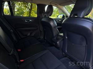 Black Volvo V60 2018 in Riga, with an engine capacity of 2.00 L and mileage of 290 thousand km for 11990 €, photo 14 on AUTOMOTO.COM.LV