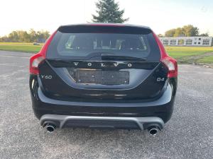 Melns Volvo V60 2018 Kauņa, ar dzinēja tilpumu 1.97 L un nobraukumu 288 tūkst. km par 7950 €, foto 12 vietnē AUTOMOTO.COM.LV