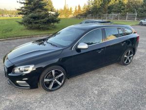Melns Volvo V60 2018 Kauņa, ar dzinēja tilpumu 1.97 L un nobraukumu 288 tūkst. km par 7950 €, foto 16 vietnē AUTOMOTO.COM.LV