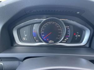 Melns Volvo V60 2018 Kauņa, ar dzinēja tilpumu 1.97 L un nobraukumu 288 tūkst. km par 7950 €, foto 20 vietnē AUTOMOTO.COM.LV