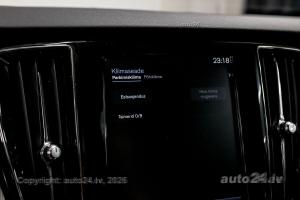 Черный Вольво B60 2018 в Таллин, объемом двигателя 2.00 л и пробегом 194 тыс. км за 16990 €, фото 17 на AUTOMOTO.COM.LV