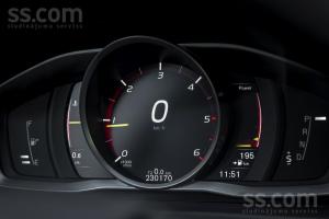 Black Volvo V60 2018 in Riga, with an engine capacity of 2.00 L and mileage of 230 thousand km for 9490 €, photo 14 on AUTOMOTO.COM.LV