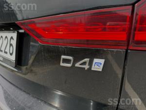 Black Volvo V60 2019 in Riga, with an engine capacity of 2.00 L and mileage of 256 thousand km for 15900 €, photo 15 on AUTOMOTO.COM.LV