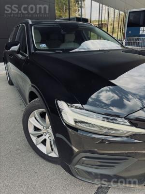 Melns Volvo V60 2019 Ogre, ar dzinēja tilpumu 2.00 L un nobraukumu 230 tūkst. km par 14500 €, foto 12 vietnē AUTOMOTO.COM.LV