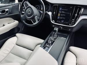 Melns Volvo V60 2019 Ogre, ar dzinēja tilpumu 2.00 L un nobraukumu 230 tūkst. km par 14500 €, foto 16 vietnē AUTOMOTO.COM.LV