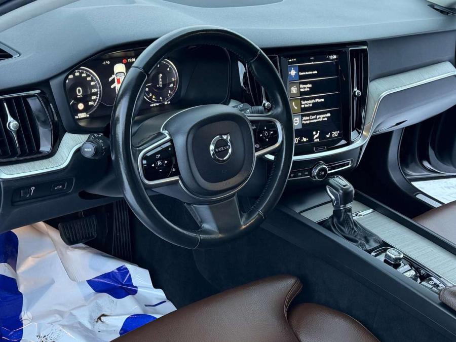 Черный Вольво B60 2019 в Ионава, объемом двигателя 1.97 л и пробегом 290 тыс. км за 14750 €, фото 22 на AUTOMOTO.COM.LV