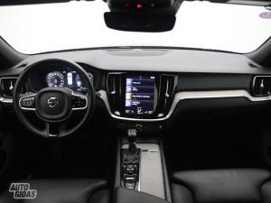 Black Volvo V60 2019 in Vilnius, with an engine capacity of 2.00 L and mileage of 230 thousand km for 16699 €, photo 2 on AUTOMOTO.COM.LV