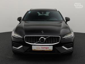 Black Volvo V60 2019 in Vilnius, with an engine capacity of 2.00 L and mileage of 230 thousand km for 16699 €, photo 3 on AUTOMOTO.COM.LV