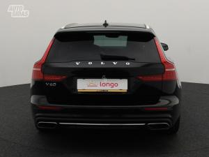Black Volvo V60 2019 in Vilnius, with an engine capacity of 2.00 L and mileage of 230 thousand km for 16699 €, photo 5 on AUTOMOTO.COM.LV