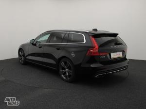 Black Volvo V60 2019 in Vilnius, with an engine capacity of 2.00 L and mileage of 230 thousand km for 16699 €, photo 7 on AUTOMOTO.COM.LV