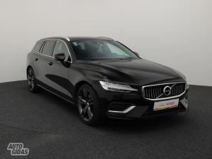 Black Volvo V60 2019 in Vilnius, with an engine capacity of 2.00 L and mileage of 230 thousand km for 16699 €, photo 10 on AUTOMOTO.COM.LV