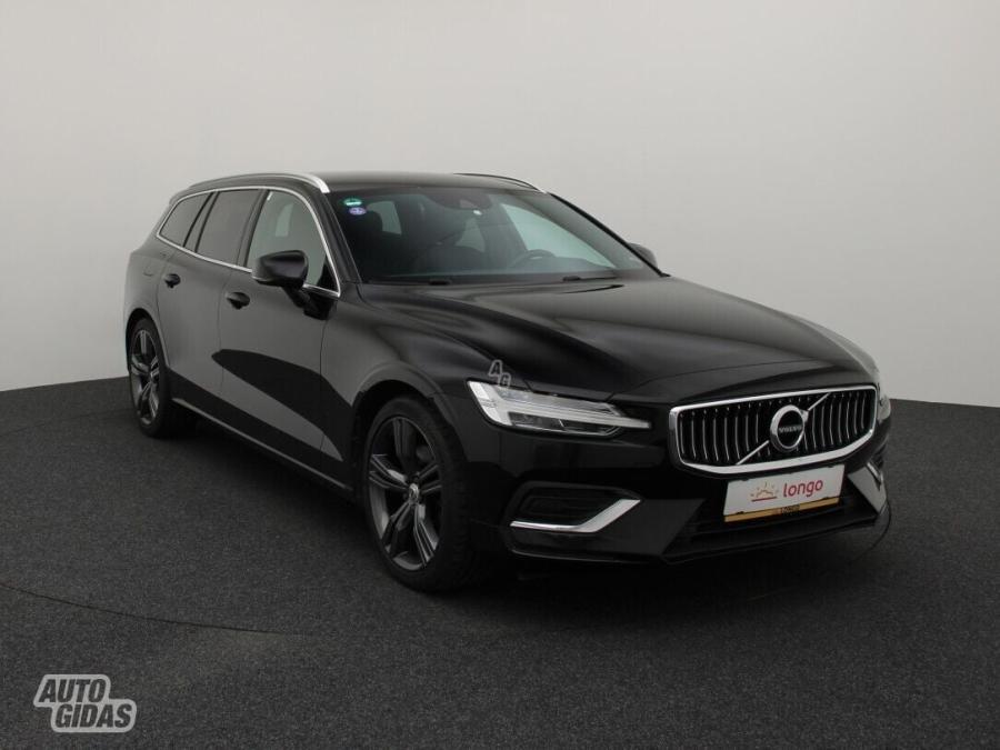 Black Volvo V60 2019 in Vilnius, with an engine capacity of 2.00 L and mileage of 230 thousand km for 16699 €, photo 10 on AUTOMOTO.COM.LV
