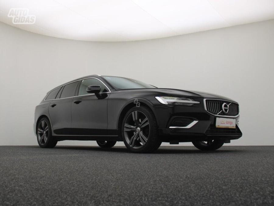 Black Volvo V60 2019 in Vilnius, with an engine capacity of 2.00 L and mileage of 230 thousand km for 16699 €, photo 11 on AUTOMOTO.COM.LV