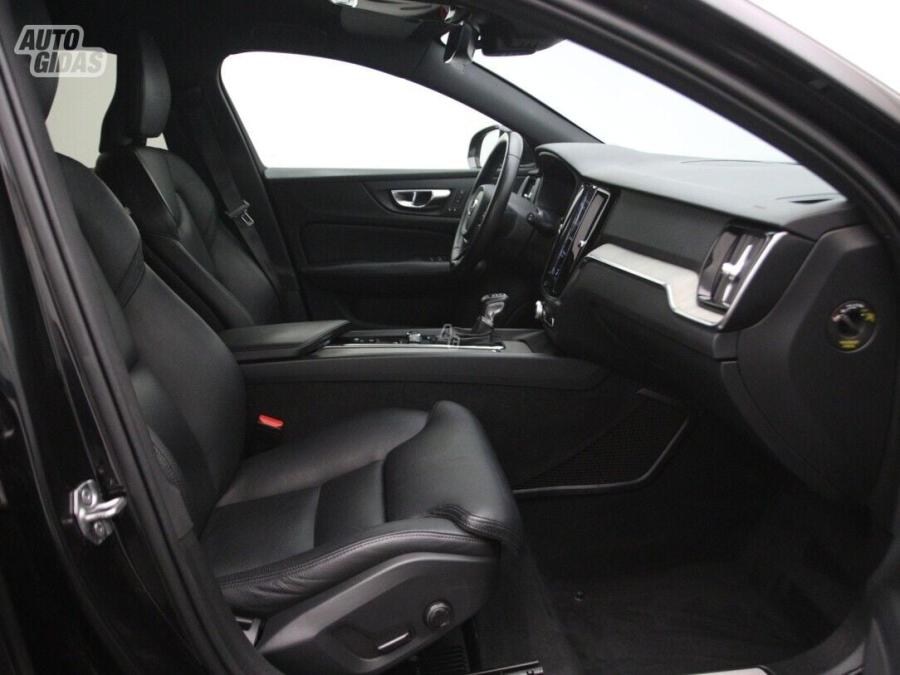 Black Volvo V60 2019 in Vilnius, with an engine capacity of 2.00 L and mileage of 230 thousand km for 16699 €, photo 14 on AUTOMOTO.COM.LV