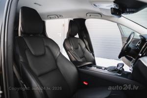 Black Volvo V60 2019 in Tallinn, with an engine capacity of 2.00 L and mileage of 325 thousand km for 10999 €, photo 6 on AUTOMOTO.COM.LV