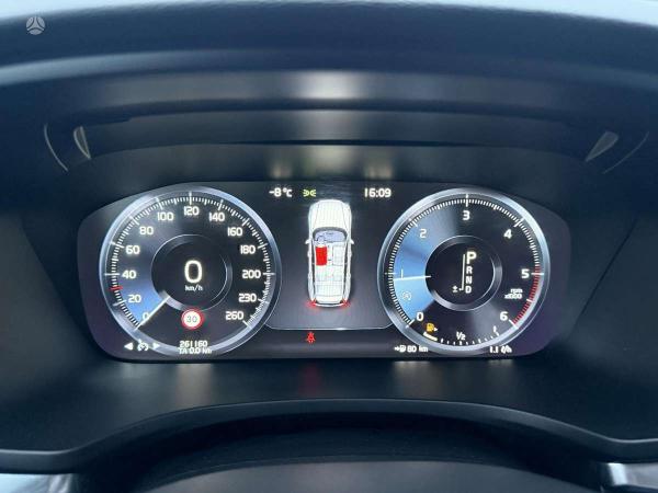 Черный Вольво B60 2019 в Вильнюс, объемом двигателя 1.97 л и пробегом 261 тыс. км за 14500 €, фото 11 на AUTOMOTO.COM.LV
