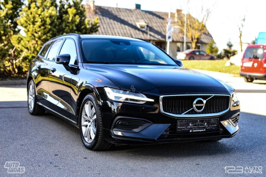 Black Volvo V60 2019 in Kretinga, with an engine capacity of 2.00 L and mileage of 435 thousand km for 11950 €, photo 4 on AUTOMOTO.COM.LV