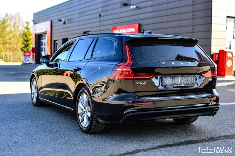 Black Volvo V60 2019 in Kretinga, with an engine capacity of 2.00 L and mileage of 435 thousand km for 11950 €, photo 6 on AUTOMOTO.COM.LV