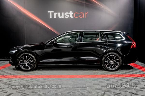 Black Volvo V60 2019 in Parnu, with an engine capacity of 2.00 L and mileage of 287 thousand km for 14999 €, photo 6 on AUTOMOTO.COM.LV