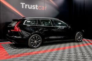 Black Volvo V60 2019 in Parnu, with an engine capacity of 2.00 L and mileage of 287 thousand km for 14999 €, photo 9 on AUTOMOTO.COM.LV