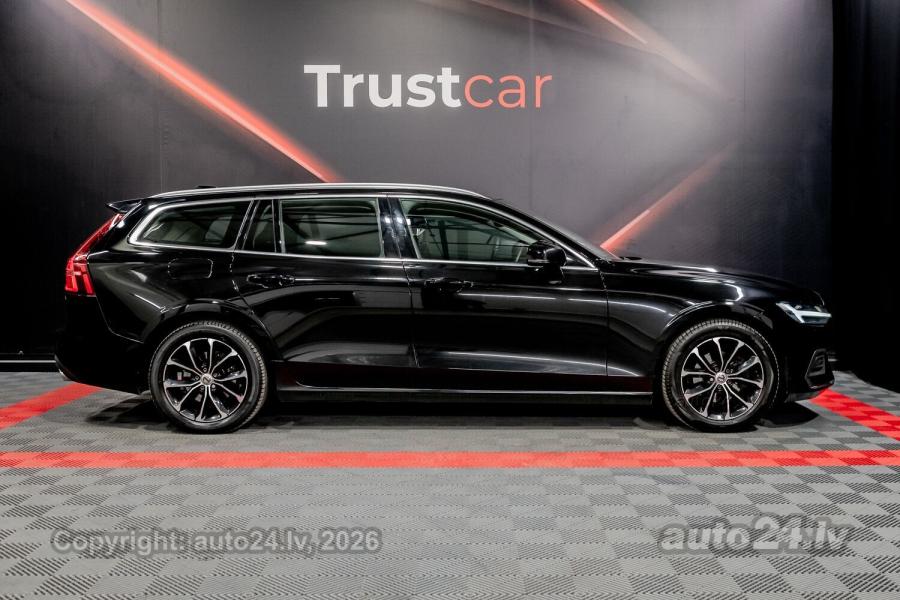 Black Volvo V60 2019 in Parnu, with an engine capacity of 2.00 L and mileage of 287 thousand km for 14999 €, photo 10 on AUTOMOTO.COM.LV