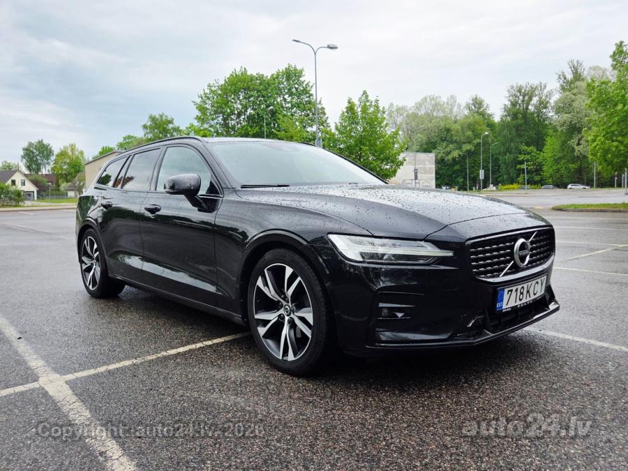 Melns Volvo V60 2019 Tallina, ar dzinēja tilpumu 2.00 L un nobraukumu 195 tūkst. km par 18900 €, foto 3 vietnē AUTOMOTO.COM.LV