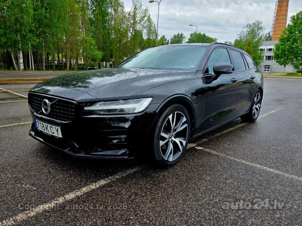 Черный Вольво B60 2019 в Таллин, объемом двигателя 2.00 л и пробегом 195 тыс. км за 18900 €, фото 3 на AUTOMOTO.COM.LV
