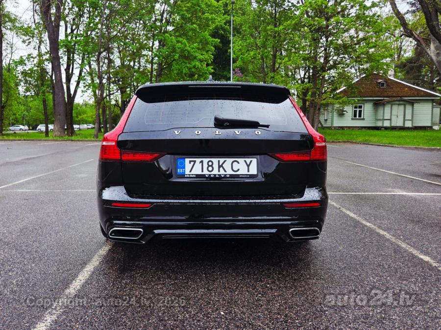 Melns Volvo V60 2019 Tallina, ar dzinēja tilpumu 2.00 L un nobraukumu 195 tūkst. km par 18900 €, foto 8 vietnē AUTOMOTO.COM.LV