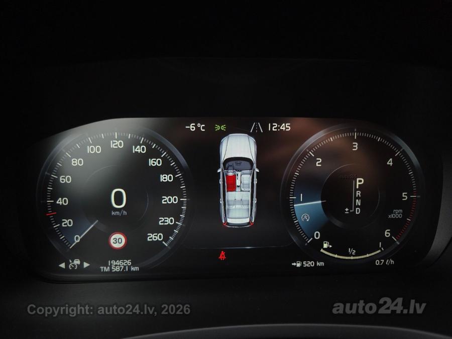 Melns Volvo V60 2019 Tallina, ar dzinēja tilpumu 2.00 L un nobraukumu 195 tūkst. km par 18900 €, foto 16 vietnē AUTOMOTO.COM.LV