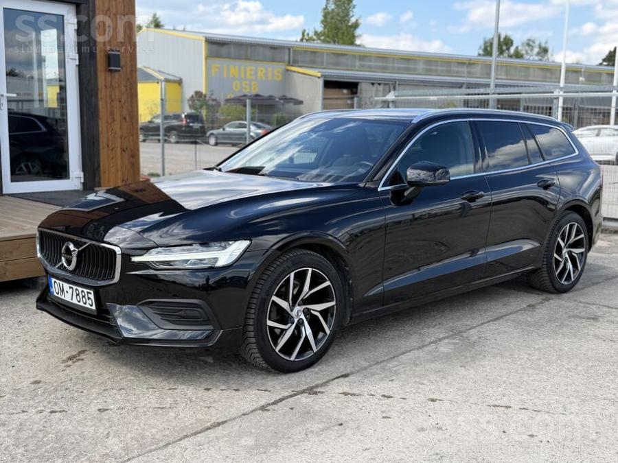 Black Volvo V60 2019 in Riga, with an engine capacity of 2.00 L and mileage of 145 thousand km for 16500 €, photo 3 on AUTOMOTO.COM.LV