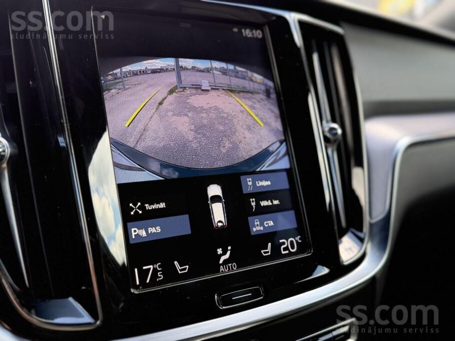 Black Volvo V60 2019 in Riga, with an engine capacity of 2.00 L and mileage of 145 thousand km for 16500 €, photo 17 on AUTOMOTO.COM.LV