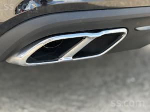 Black Volvo V60 2019 in Riga, with an engine capacity of 2.00 L and mileage of 145 thousand km for 16500 €, photo 26 on AUTOMOTO.COM.LV
