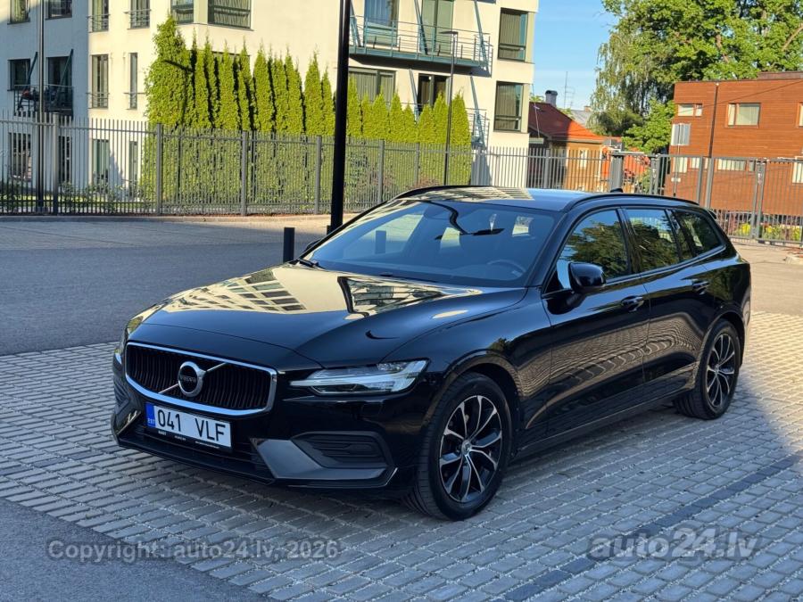 Melns Volvo V60 2019 Tallina, ar dzinēja tilpumu 2.00 L un nobraukumu 160 tūkst. km par 17200 €, foto 8 vietnē AUTOMOTO.COM.LV
