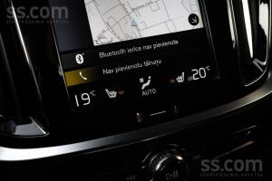 Melns Volvo V60 2019 Jelgava, ar dzinēja tilpumu 2.00 L un nobraukumu 243 tūkst. km par 14999 €, foto 14 vietnē AUTOMOTO.COM.LV