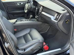 Melns Volvo V60 2019 Rīga, ar dzinēja tilpumu 2.00 L un nobraukumu 145 tūkst. km par 16500 €, foto 21 vietnē AUTOMOTO.COM.LV