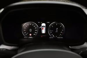 Melns Volvo V60 2019 Jelgava, ar dzinēja tilpumu 2.00 L un nobraukumu 182 tūkst. km par 14000 €, foto 13 vietnē AUTOMOTO.COM.LV