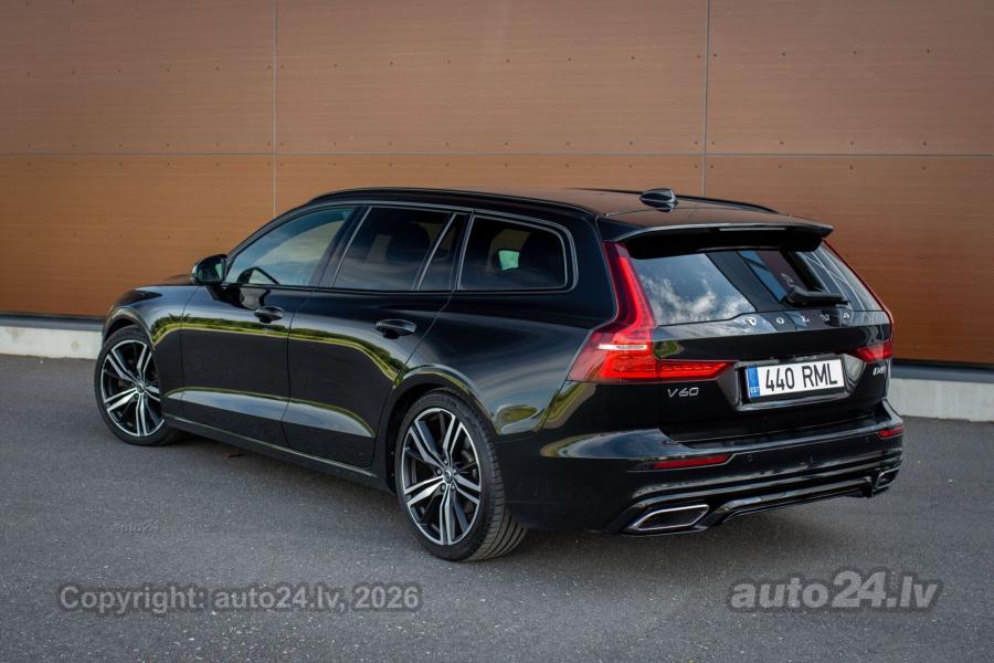 Черный Вольво B60 2019 в Таллин, объемом двигателя 2.00 л и пробегом 225 тыс. км за 18489 €, фото 4 на AUTOMOTO.COM.LV