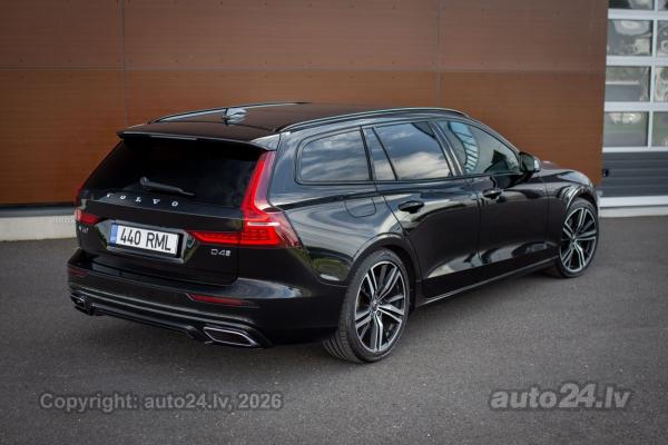 Melns Volvo V60 2019 Tallina, ar dzinēja tilpumu 2.00 L un nobraukumu 225 tūkst. km par 18489 €, foto 5 vietnē AUTOMOTO.COM.LV