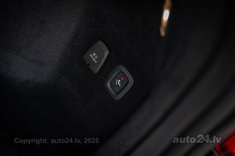 Черный Вольво B60 2019 в Таллин, объемом двигателя 2.00 л и пробегом 225 тыс. км за 18489 €, фото 16 на AUTOMOTO.COM.LV